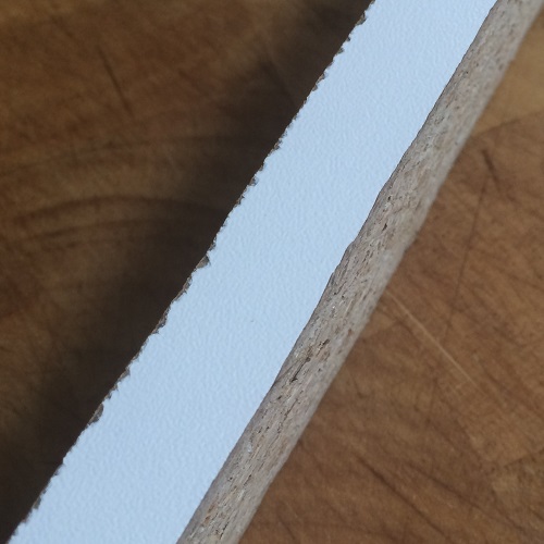 Cutting laminate worktops - a fine blade makes a huge difference ...